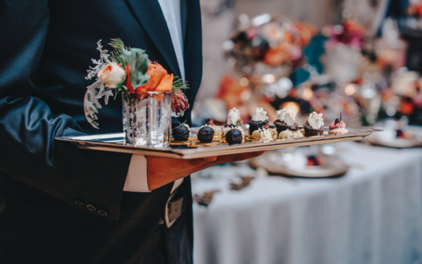 Wedding catering cost: 2026 pricing guide and budget breakdown | Eydn